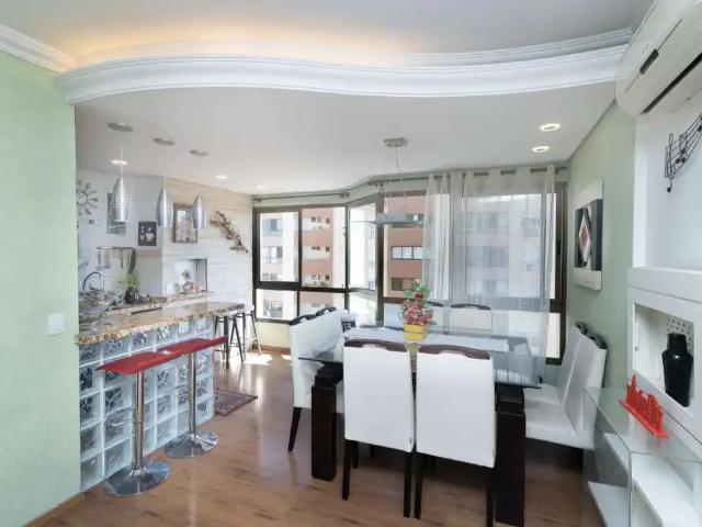 Apartamento para Venda em Porto Alegre/RS Vila Ipiranga 3 Quartos