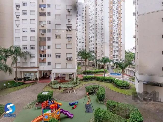 Apartamento para Venda em Porto Alegre/RS Vila Ipiranga 3 Quartos