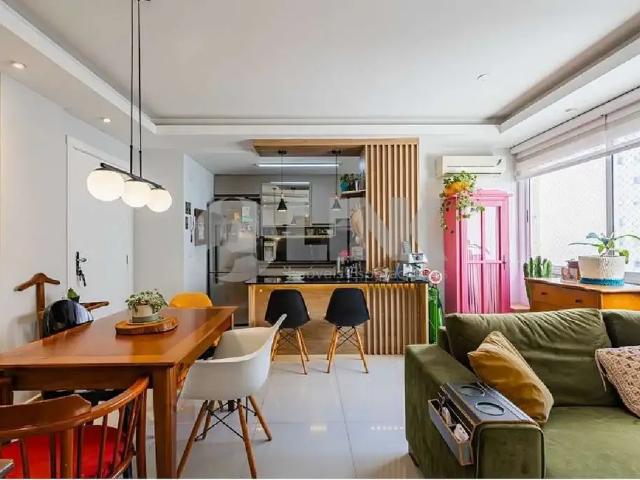 Apartamento para Venda em Porto Alegre/RS Vila Ipiranga 3 Quartos