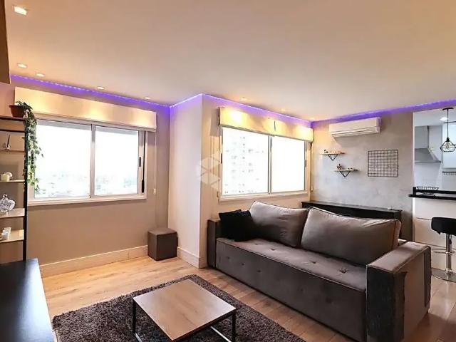 Apartamento para Venda em Porto Alegre/RS Vila Ipiranga 2 Quartos