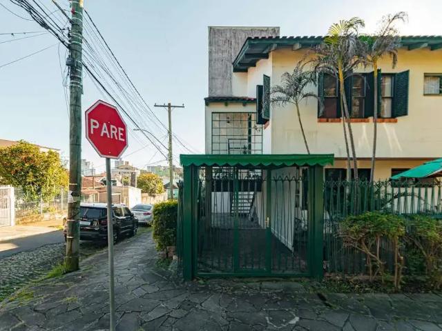 Apartamento para Venda em Porto Alegre/RS Vila Ipiranga 2 Quartos
