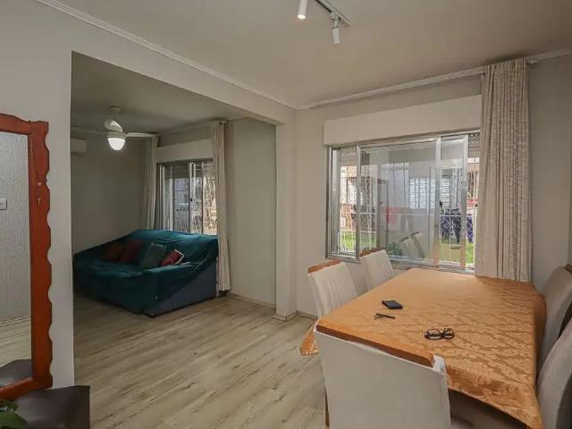 Apartamento para Venda em Porto Alegre/RS Vila Ipiranga 2 Quartos