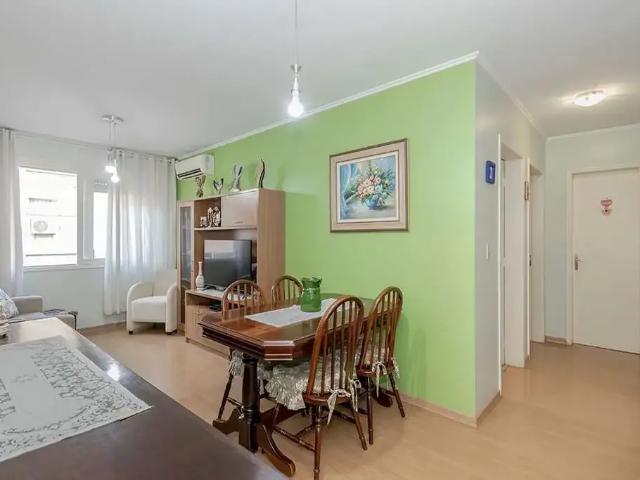 Apartamento para Venda em Porto Alegre/RS Vila Ipiranga 2 Quartos
