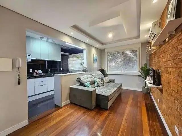 Apartamento para Venda em Porto Alegre/RS Vila Jardim 2 Quartos