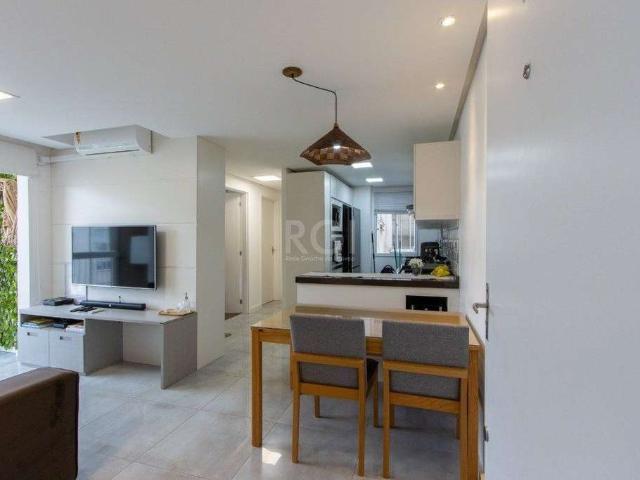 Apartamento para Venda em Porto Alegre/RS Vila Nova 2 Quartos