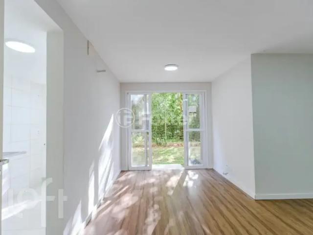 Apartamento para Venda em Porto Alegre/RS Vila Nova 2 Quartos