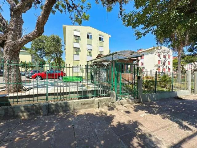 Apartamento para Venda em Porto Alegre/RS Vila Nova 2 Quartos