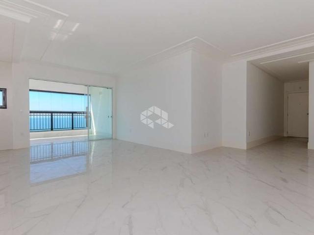 Apartamento para Venda em Porto Belo/SC Balneário Perequê 4 Quartos