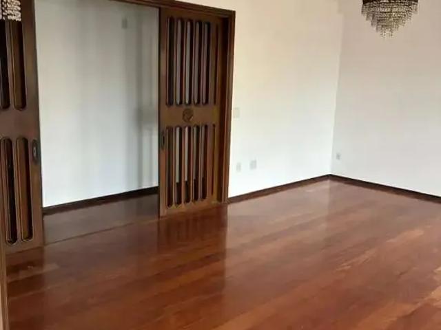 Apartamento para Venda em Pouso Alegre/MG Centro 1 Quartos
