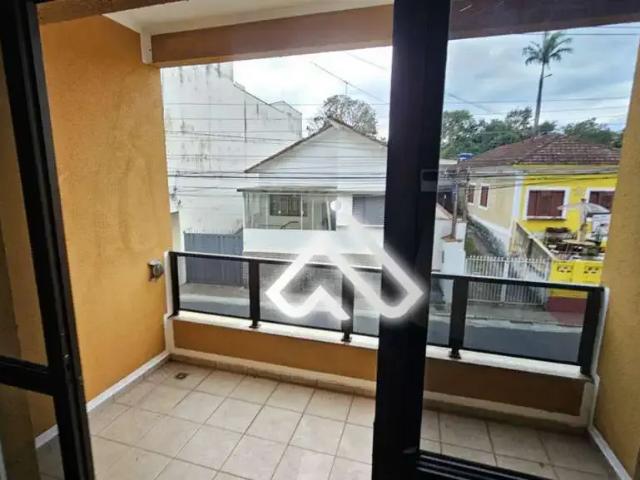 Apartamento para Venda em Pouso Alegre/MG Centro 3 Quartos