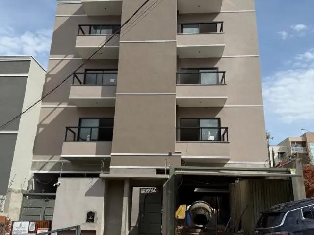 Apartamento para Venda em Pouso Alegre/MG Recanto dos Fernandes I 3 Quartos