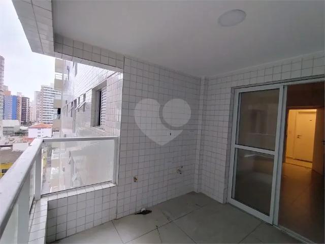 Apartamento para Venda em Praia Grande/SP Aviação 2 Quartos