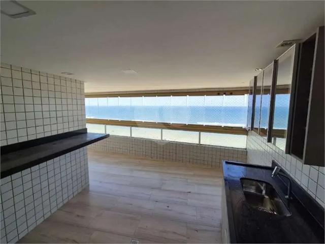 Apartamento para Venda em Praia Grande/SP Aviação 3 Quartos