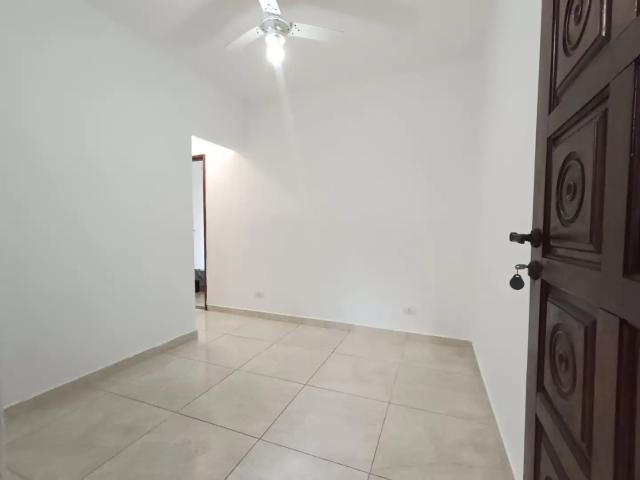Apartamento para Venda em Praia Grande/SP Boqueirão 1 Quartos