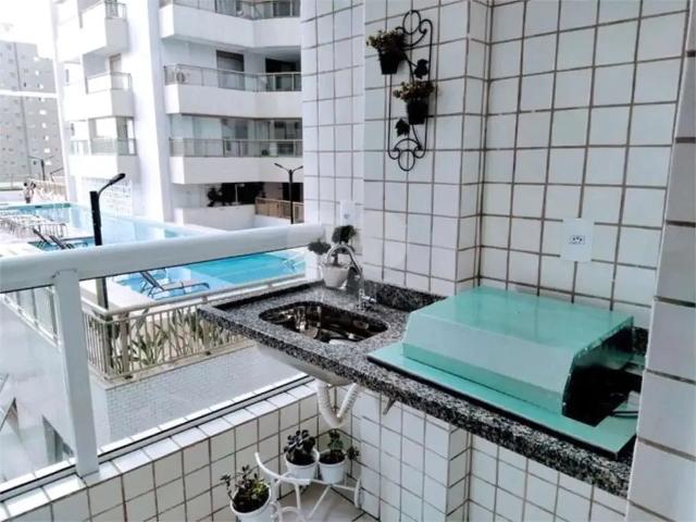 Apartamento para Venda em Praia Grande/SP Boqueirão 2 Quartos