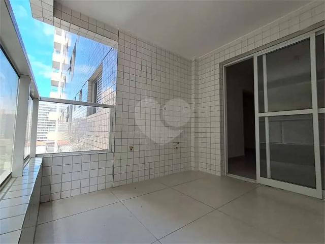 Apartamento para Venda em Praia Grande/SP Campo da Aviação 2 Quartos