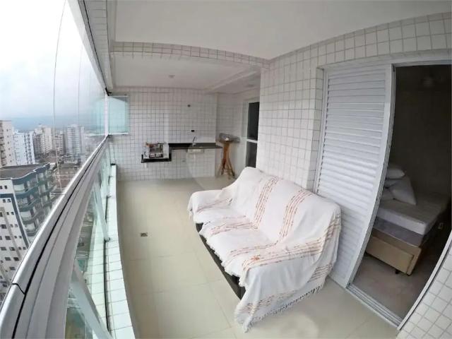 Apartamento para Venda em Praia Grande/SP Campo da Aviação 3 Quartos