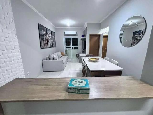 Apartamento para Venda em Praia Grande/SP Canto do Forte 2 Quartos