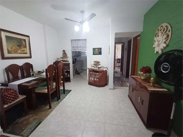 Apartamento para Venda em Praia Grande/SP Canto do Forte 2 Quartos