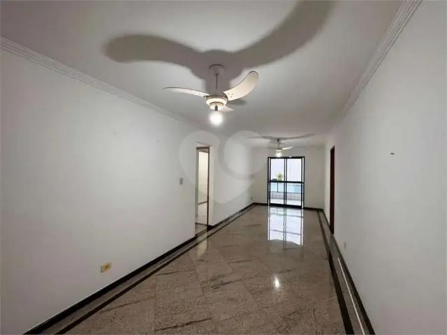 Apartamento para Venda em Praia Grande/SP Canto do Forte 2 Quartos