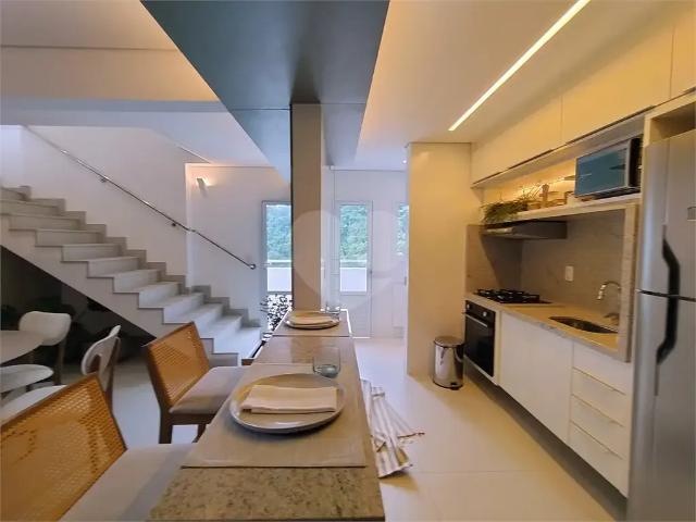 Apartamento para Venda em Praia Grande/SP Canto do Forte 3 Quartos
