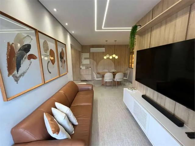 Apartamento para Venda em Praia Grande/SP Canto do Forte 3 Quartos