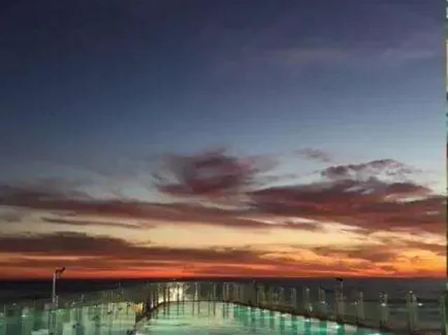 Apartamento para Venda em Praia Grande/SP Canto do Forte 4 Quartos