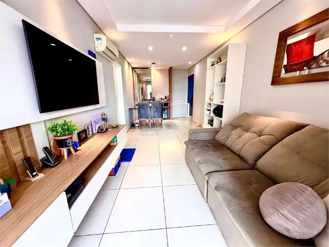 Apartamento para Venda em Praia Grande/SP Guilhermina 2 Quartos