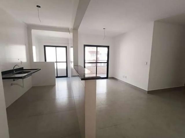 Apartamento para Venda em Praia Grande/SP Guilhermina 2 Quartos