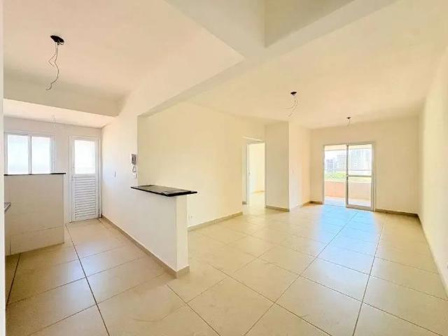 Apartamento para Venda em Praia Grande/SP Guilhermina 2 Quartos