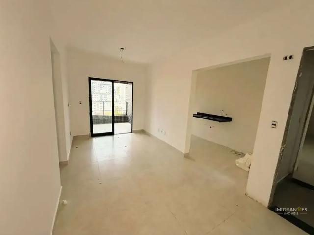Apartamento para Venda em Praia Grande/SP Guilhermina 2 Quartos