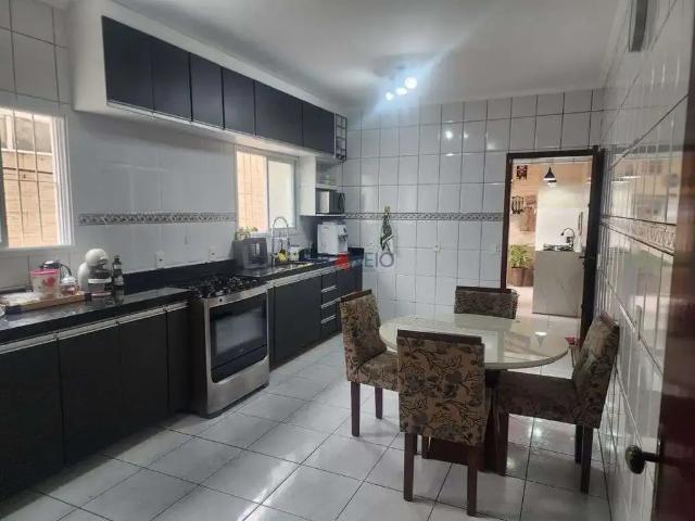 Apartamento para Venda em Praia Grande/SP Guilhermina 2 Quartos