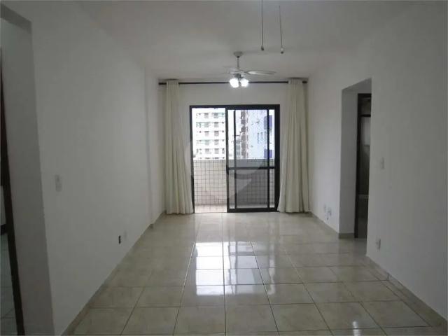 Apartamento para Venda em Praia Grande/SP Guilhermina 2 Quartos
