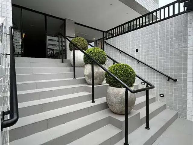 Apartamento para Venda em Praia Grande/SP Guilhermina 2 Quartos