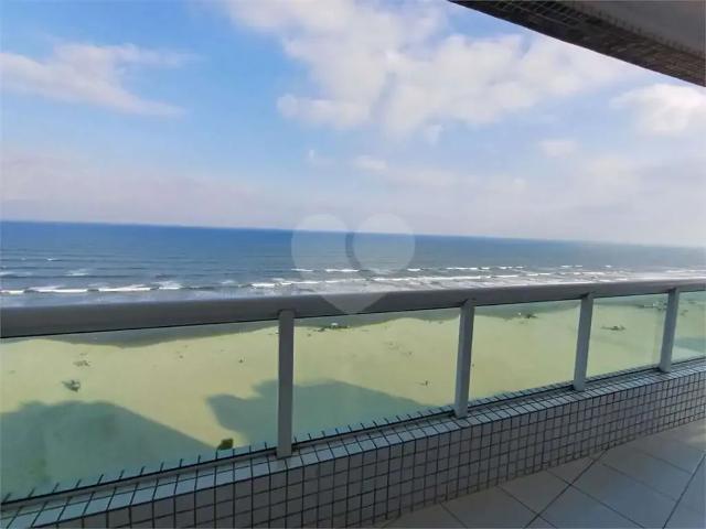 Apartamento para Venda em Praia Grande/SP Guilhermina 3 Quartos