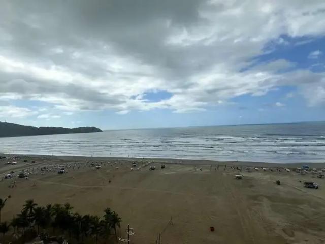 Apartamento para Venda em Praia Grande/SP Guilhermina 3 Quartos
