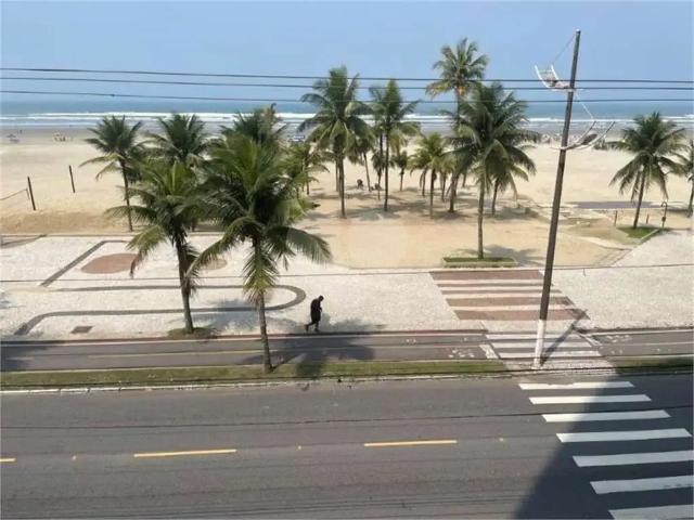 Apartamento para Venda em Praia Grande/SP Guilhermina 3 Quartos