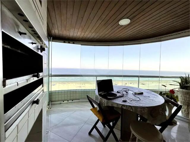 Apartamento para Venda em Praia Grande/SP Guilhermina 3 Quartos