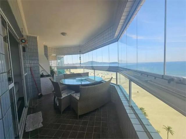 Apartamento para Venda em Praia Grande/SP Guilhermina 4 Quartos
