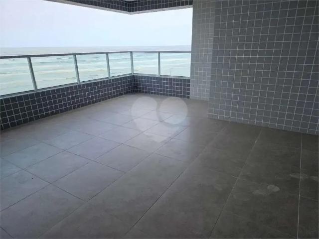 Apartamento para Venda em Praia Grande/SP Vila Caiçara 3 Quartos