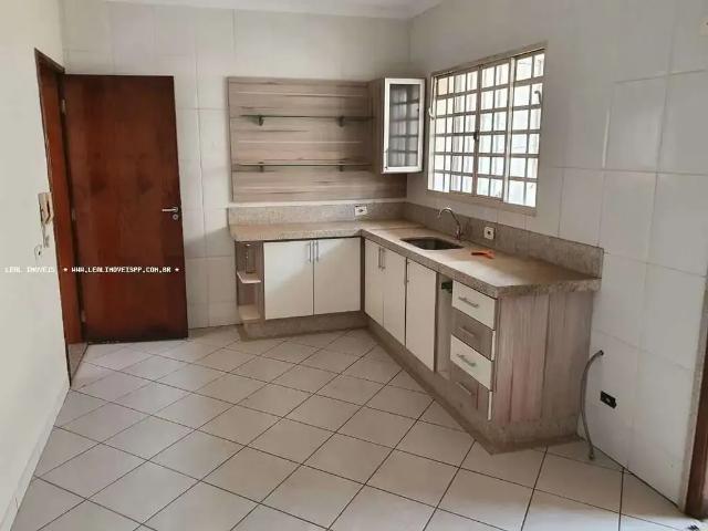 Apartamento para Venda em Presidente Prudente/SP Vila Santa Helena 3 Quartos