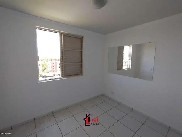 Apartamento para Venda em Presidente Prudente/SP Residencial Parque dos Girassóis 2 Quartos