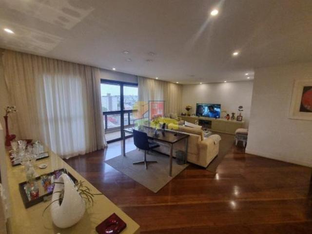 Apartamento para venda em Rudge Ramos de 180.00m² com 3 Quartos, 2 Suites e 4 Garagens