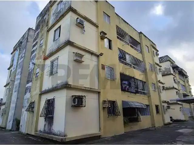 Apartamento para Venda em Recife/PE Água Fria 3 Quartos