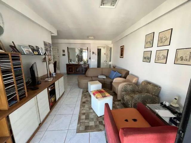 Apartamento para Venda em Recife/PE Casa Amarela 4 Quartos