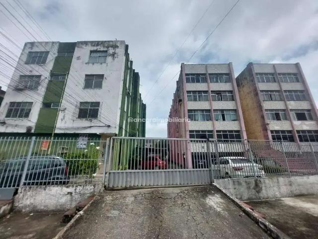 Apartamento para Venda em Recife/PE Casa Amarela 2 Quartos