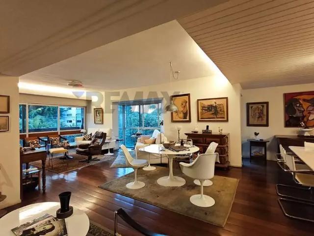 Apartamento para Venda em Recife/PE Casa Forte 3 Quartos