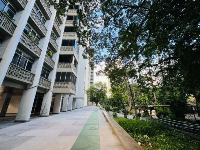 Apartamento para Venda em Recife/PE Casa Forte 4 Quartos