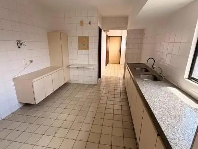 Apartamento para Venda em Recife/PE Casa Forte 4 Quartos