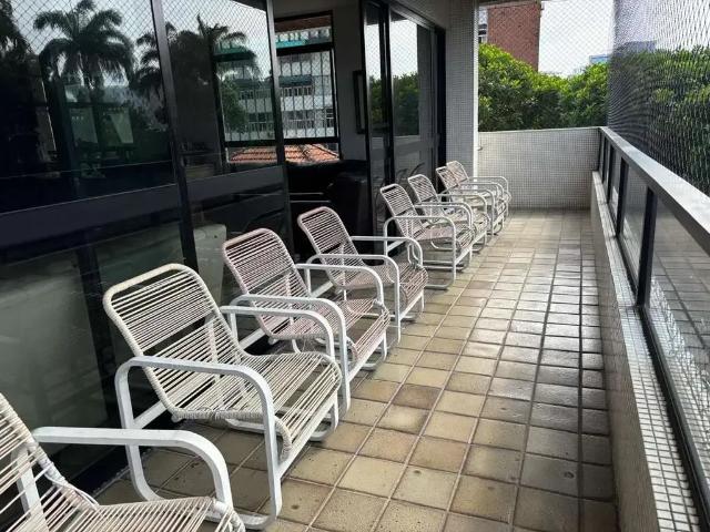 Apartamento para Venda em Recife/PE Derby 4 Quartos
